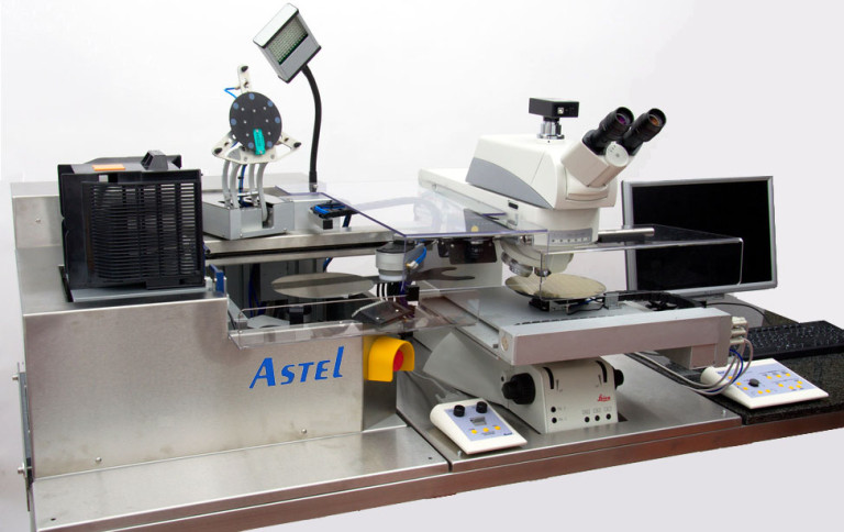 Microscope wafer loader for semiconductors visual inspection | SemiSyn